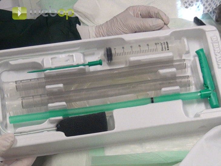 Endoluminale Vakuum-Therapie mit dem Endo-SPONGE® zur Behandlung der ...